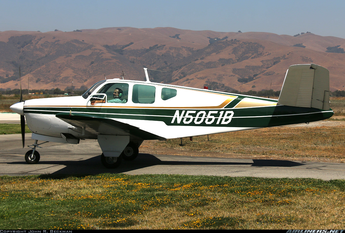 A história do Beechcraft Bonanza Model 35