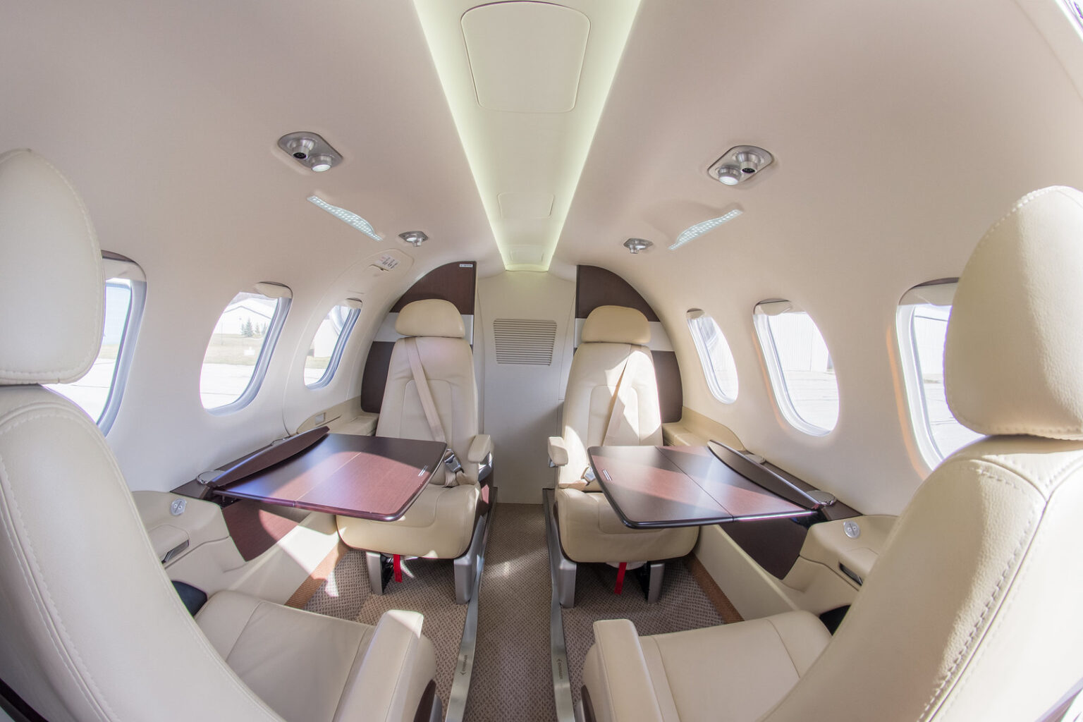 Embraer Phenom 100 - o Very Light Jet de grande sucesso brasileiro